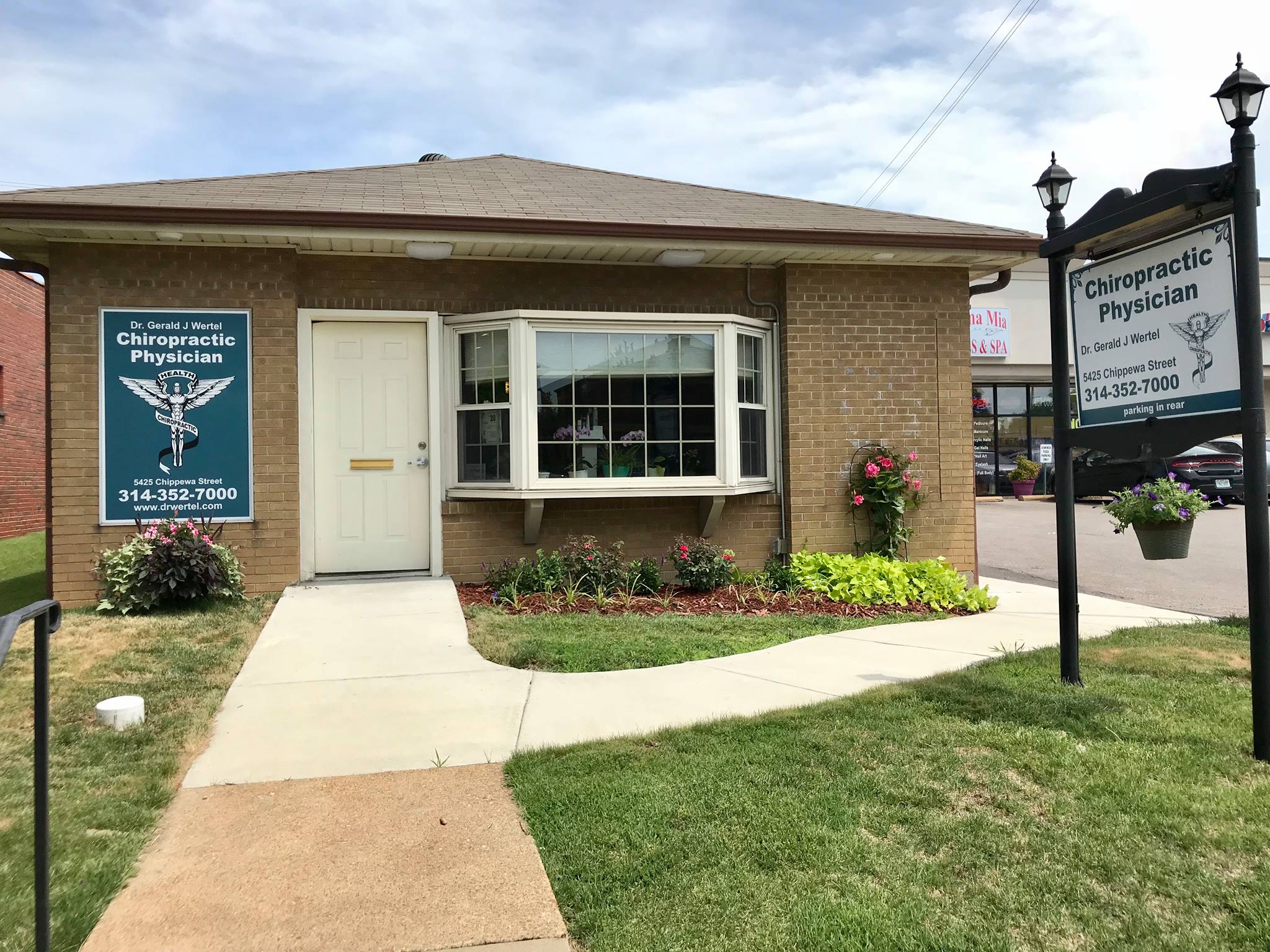 St Louis Chiropractor Office